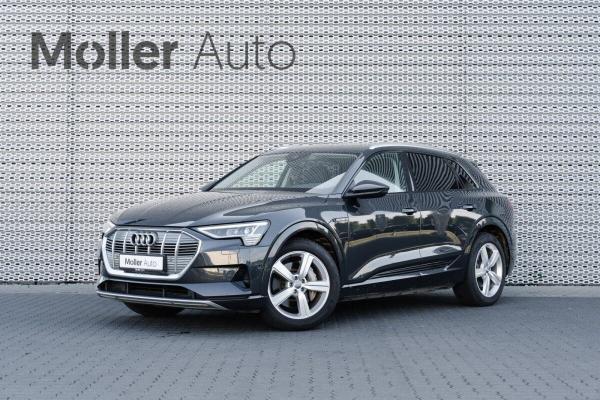 Pelēks Audi E-Tron 2019 Mārupe, ar dzinēja tilpumu 0.00 L un nobraukumu 106 tūkst. km par 24450 €, foto 1 vietnē AUTOMOTO.COM.LV