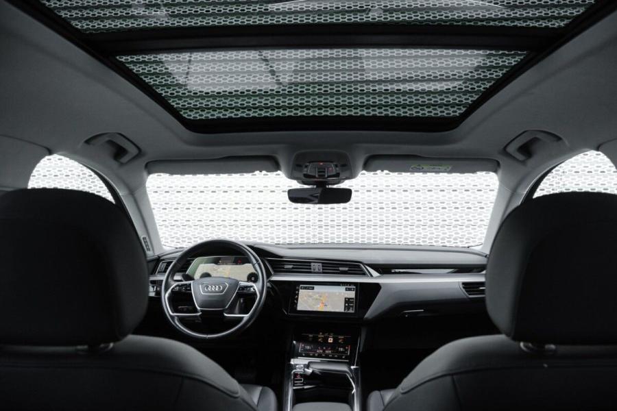 Pelēks Audi E-Tron 2019 Mārupe, ar dzinēja tilpumu 0.00 L un nobraukumu 106 tūkst. km par 24450 €, foto 8 vietnē AUTOMOTO.COM.LV