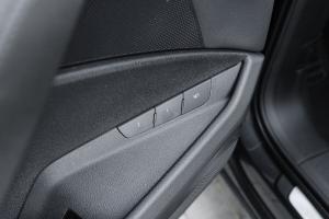 Pelēks Audi E-Tron 2019 Mārupe, ar dzinēja tilpumu 0.00 L un nobraukumu 106 tūkst. km par 24450 €, foto 10 vietnē AUTOMOTO.COM.LV