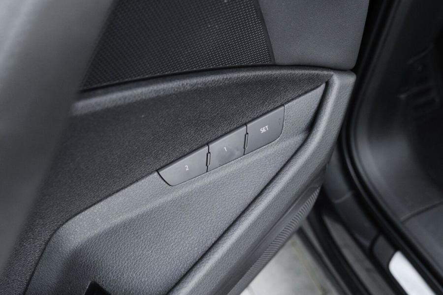 Pelēks Audi E-Tron 2019 Mārupe, ar dzinēja tilpumu 0.00 L un nobraukumu 106 tūkst. km par 24450 €, foto 10 vietnē AUTOMOTO.COM.LV