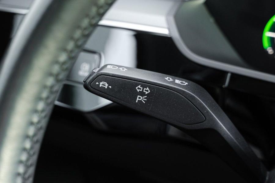 Pelēks Audi E-Tron 2019 Mārupe, ar dzinēja tilpumu 0.00 L un nobraukumu 106 tūkst. km par 24450 €, foto 15 vietnē AUTOMOTO.COM.LV