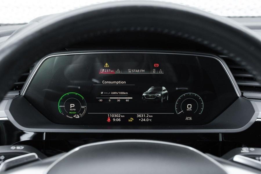 Pelēks Audi E-Tron 2019 Mārupe, ar dzinēja tilpumu 0.00 L un nobraukumu 106 tūkst. km par 24450 €, foto 16 vietnē AUTOMOTO.COM.LV