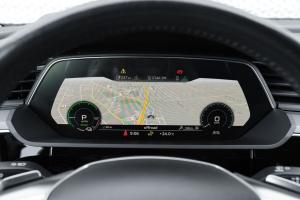 Pelēks Audi E-Tron 2019 Mārupe, ar dzinēja tilpumu 0.00 L un nobraukumu 106 tūkst. km par 24450 €, foto 17 vietnē AUTOMOTO.COM.LV