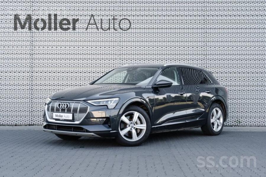 Pelēks Audi E-Tron 2019 Rīga, ar dzinēja tilpumu 0.00 L un nobraukumu 106 tūkst. km par 24050 €, foto 1 vietnē AUTOMOTO.COM.LV