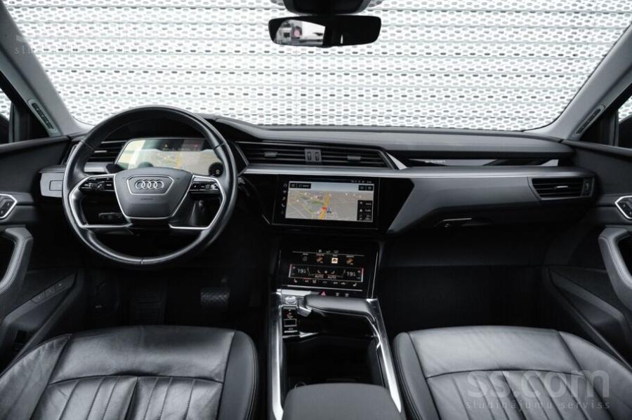 Pelēks Audi E-Tron 2019 Rīga, ar dzinēja tilpumu 0.00 L un nobraukumu 106 tūkst. km par 24050 €, foto 7 vietnē AUTOMOTO.COM.LV