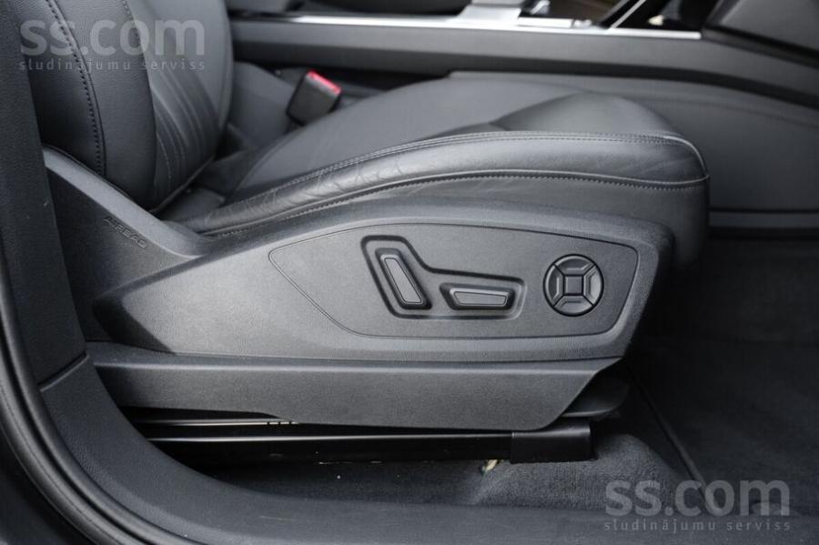 Pelēks Audi E-Tron 2019 Rīga, ar dzinēja tilpumu 0.00 L un nobraukumu 106 tūkst. km par 24050 €, foto 12 vietnē AUTOMOTO.COM.LV
