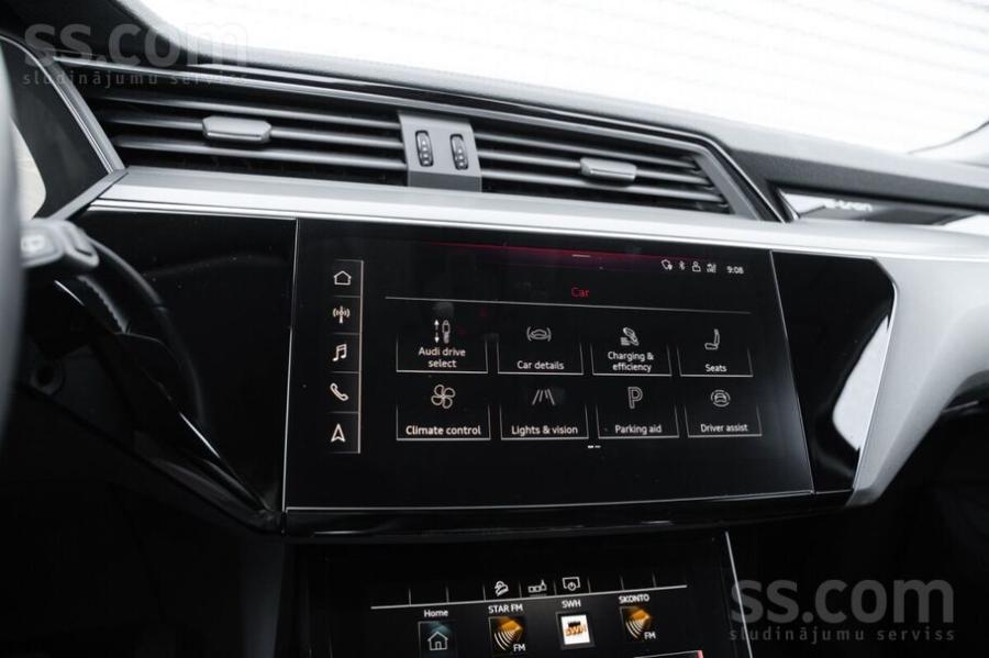 Pelēks Audi E-Tron 2019 Rīga, ar dzinēja tilpumu 0.00 L un nobraukumu 106 tūkst. km par 24050 €, foto 20 vietnē AUTOMOTO.COM.LV