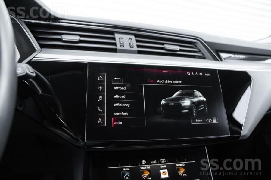 Pelēks Audi E-Tron 2019 Rīga, ar dzinēja tilpumu 0.00 L un nobraukumu 106 tūkst. km par 24050 €, foto 22 vietnē AUTOMOTO.COM.LV