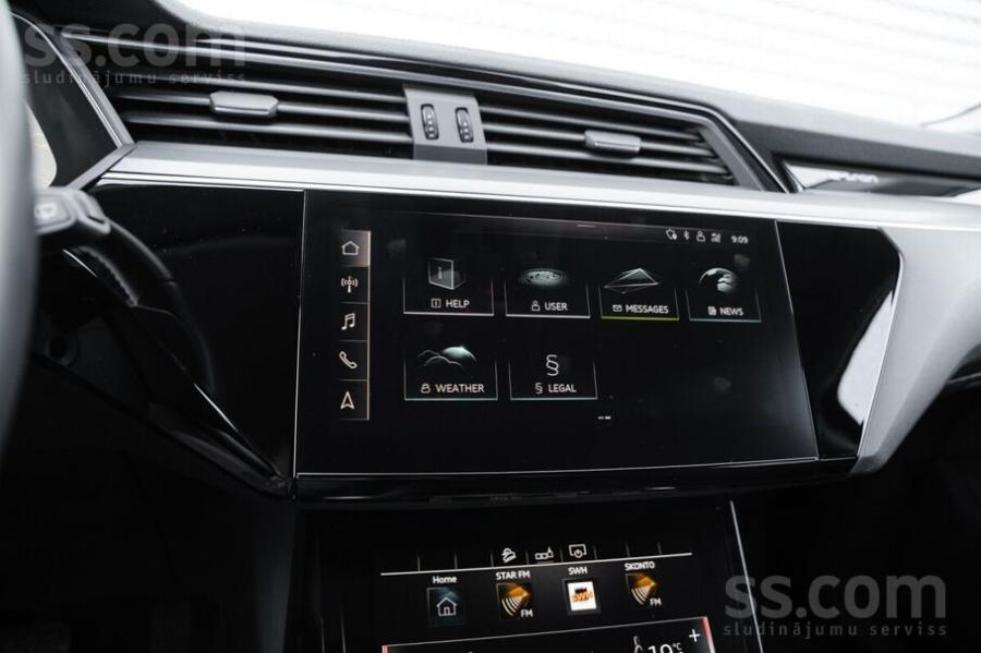 Pelēks Audi E-Tron 2019 Rīga, ar dzinēja tilpumu 0.00 L un nobraukumu 106 tūkst. km par 24050 €, foto 26 vietnē AUTOMOTO.COM.LV