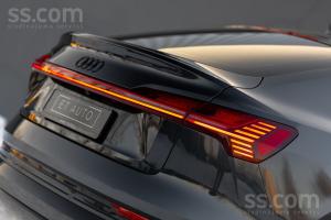 Pelēks Audi E-Tron 2020 Jelgava, ar dzinēja tilpumu 0.00 L un nobraukumu 156 tūkst. km par 26000 €, foto 9 vietnē AUTOMOTO.COM.LV