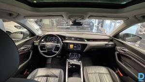 Grey Audi E-Tron 2020 in Marupe, with an engine capacity of 0.00 L and mileage of 111 thousand km for 22990 €, photo 9 on AUTOMOTO.COM.LV