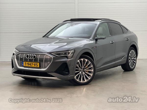 Grey Audi E-Tron 2020 in Viljandi, with an engine capacity of 0.00 L and mileage of 70 thousand km for 33500 €, photo 1 on AUTOMOTO.COM.LV