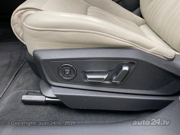 Grey Audi E-Tron 2020 in Viljandi, with an engine capacity of 0.00 L and mileage of 70 thousand km for 33500 €, photo 6 on AUTOMOTO.COM.LV