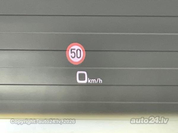Grey Audi E-Tron 2020 in Viljandi, with an engine capacity of 0.00 L and mileage of 70 thousand km for 33500 €, photo 9 on AUTOMOTO.COM.LV