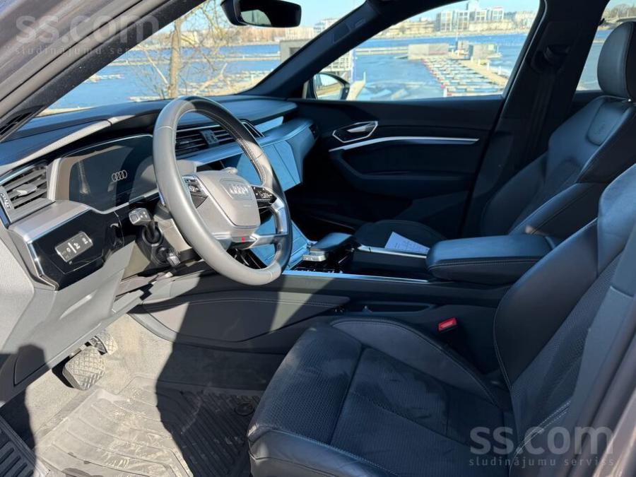 Grey Audi E-Tron 2020 in Riga, with an engine capacity of 0.00 L and mileage of 105 thousand km for 39000 €, photo 27 on AUTOMOTO.COM.LV