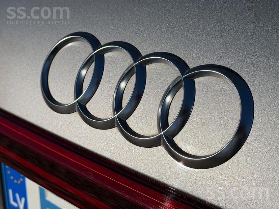 Grey Audi E-Tron 2020 in Riga, with an engine capacity of 0.00 L and mileage of 105 thousand km for 39000 €, photo 21 on AUTOMOTO.COM.LV