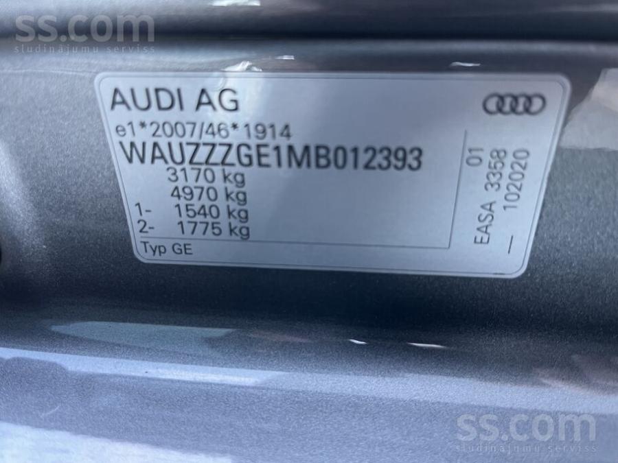 Grey Audi E-Tron 2020 in Riga, with an engine capacity of 0.00 L and mileage of 156 thousand km for 24900 €, photo 23 on AUTOMOTO.COM.LV