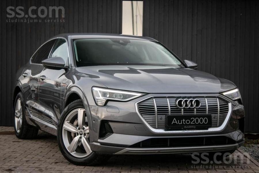 Grey Audi E-Tron 2020 in Tukums, with an engine capacity of 0.00 L and mileage of 112 thousand km for 23990 €, photo 1 on AUTOMOTO.COM.LV