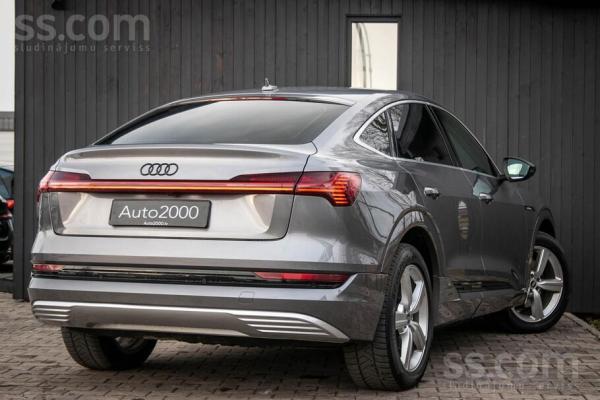 Pelēks Audi E-Tron 2020 Tukums, ar dzinēja tilpumu 0.00 L un nobraukumu 112 tūkst. km par 23990 €, foto 7 vietnē AUTOMOTO.COM.LV