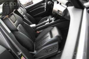 Grey Audi E-Tron 2020 in Tukums, with an engine capacity of 0.00 L and mileage of 112 thousand km for 23990 €, photo 12 on AUTOMOTO.COM.LV