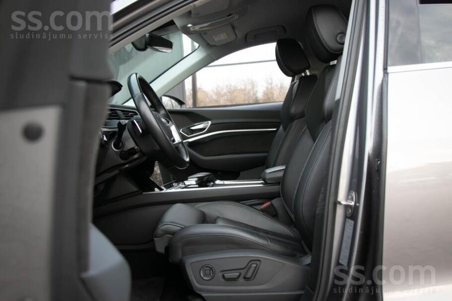 Grey Audi E-Tron 2020 in Tukums, with an engine capacity of 0.00 L and mileage of 112 thousand km for 23990 €, photo 14 on AUTOMOTO.COM.LV