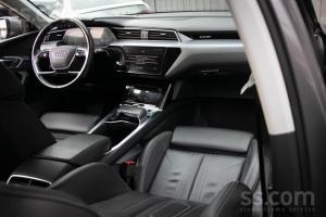 Grey Audi E-Tron 2020 in Tukums, with an engine capacity of 0.00 L and mileage of 112 thousand km for 23990 €, photo 15 on AUTOMOTO.COM.LV