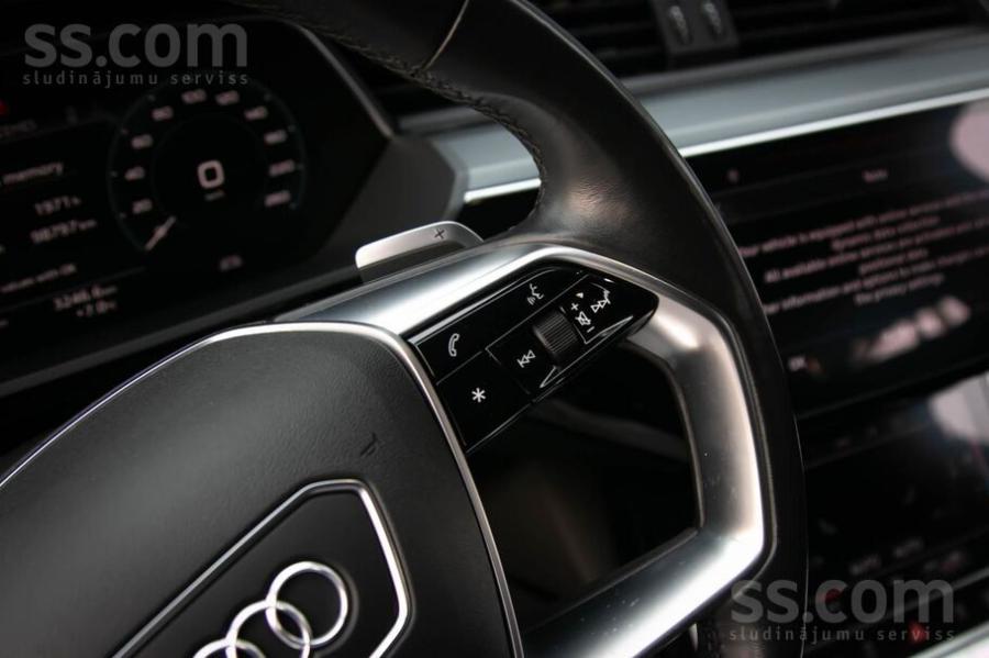 Grey Audi E-Tron 2020 in Tukums, with an engine capacity of 0.00 L and mileage of 112 thousand km for 23990 €, photo 21 on AUTOMOTO.COM.LV