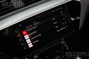 Grey Audi E-Tron 2020 in Tukums, with an engine capacity of 0.00 L and mileage of 112 thousand km for 23990 €, photo 24 on AUTOMOTO.COM.LV