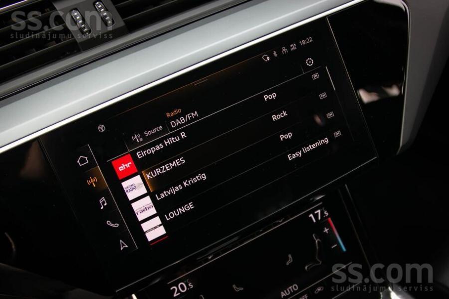 Grey Audi E-Tron 2020 in Tukums, with an engine capacity of 0.00 L and mileage of 112 thousand km for 23990 €, photo 24 on AUTOMOTO.COM.LV