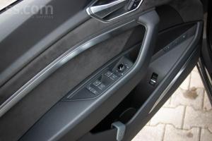 Grey Audi E-Tron 2020 in Tukums, with an engine capacity of 0.00 L and mileage of 112 thousand km for 23990 €, photo 30 on AUTOMOTO.COM.LV