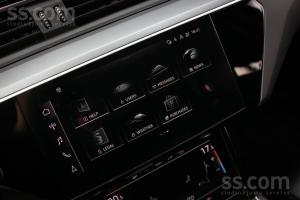 Grey Audi E-Tron 2020 in Tukums, with an engine capacity of 0.00 L and mileage of 112 thousand km for 23990 €, photo 35 on AUTOMOTO.COM.LV