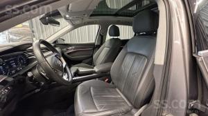 Grey Audi E-Tron 2020 in Riga, with an engine capacity of 0.00 L and mileage of 111 thousand km for 22990 €, photo 21 on AUTOMOTO.COM.LV