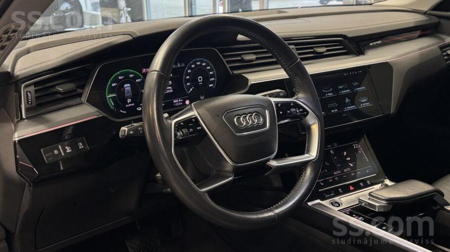 Grey Audi E-Tron 2020 in Riga, with an engine capacity of 0.00 L and mileage of 111 thousand km for 22990 €, photo 23 on AUTOMOTO.COM.LV