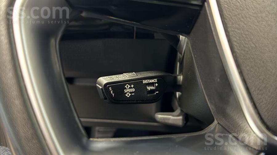 Grey Audi E-Tron 2020 in Riga, with an engine capacity of 0.00 L and mileage of 111 thousand km for 22990 €, photo 24 on AUTOMOTO.COM.LV