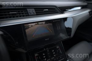 Pelēks Audi E-Tron 2020 Jelgava, ar dzinēja tilpumu 0.00 L un nobraukumu 156 tūkst. km par 24000 €, foto 19 vietnē AUTOMOTO.COM.LV