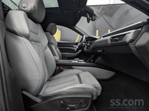 Pelēks Audi E-Tron 2020 Tukums, ar dzinēja tilpumu 0.00 L un nobraukumu 130 tūkst. km par 25990 €, foto 7 vietnē AUTOMOTO.COM.LV