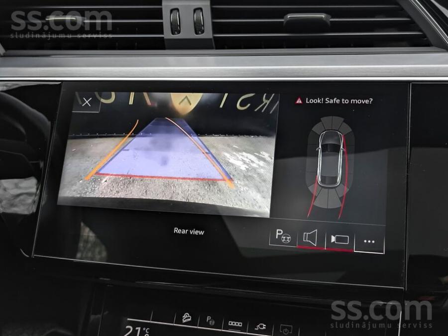 Pelēks Audi E-Tron 2020 Tukums, ar dzinēja tilpumu 0.00 L un nobraukumu 130 tūkst. km par 25990 €, foto 11 vietnē AUTOMOTO.COM.LV