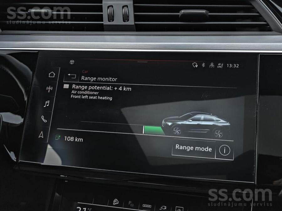 Pelēks Audi E-Tron 2020 Tukums, ar dzinēja tilpumu 0.00 L un nobraukumu 130 tūkst. km par 25990 €, foto 13 vietnē AUTOMOTO.COM.LV