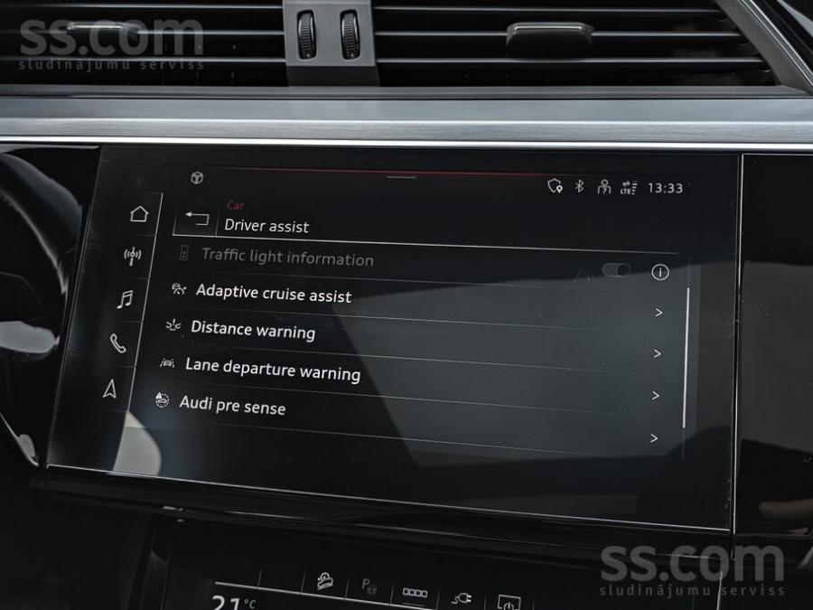 Pelēks Audi E-Tron 2020 Tukums, ar dzinēja tilpumu 0.00 L un nobraukumu 130 tūkst. km par 25990 €, foto 21 vietnē AUTOMOTO.COM.LV