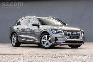 Pelēks Audi E-Tron 2020 Jelgava, ar dzinēja tilpumu 0.00 L un nobraukumu 137 tūkst. km par 23000 €, foto 4 vietnē AUTOMOTO.COM.LV