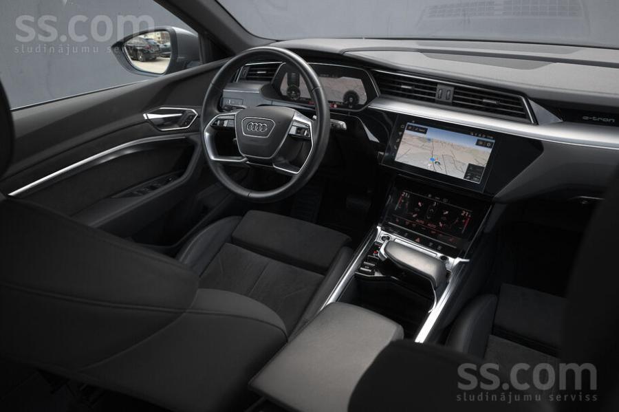 Pelēks Audi E-Tron 2020 Jelgava, ar dzinēja tilpumu 0.00 L un nobraukumu 137 tūkst. km par 23000 €, foto 11 vietnē AUTOMOTO.COM.LV
