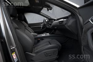 Pelēks Audi E-Tron 2020 Jelgava, ar dzinēja tilpumu 0.00 L un nobraukumu 137 tūkst. km par 23000 €, foto 13 vietnē AUTOMOTO.COM.LV