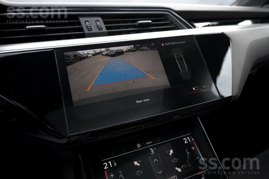 Pelēks Audi E-Tron 2020 Jelgava, ar dzinēja tilpumu 0.00 L un nobraukumu 137 tūkst. km par 23000 €, foto 22 vietnē AUTOMOTO.COM.LV