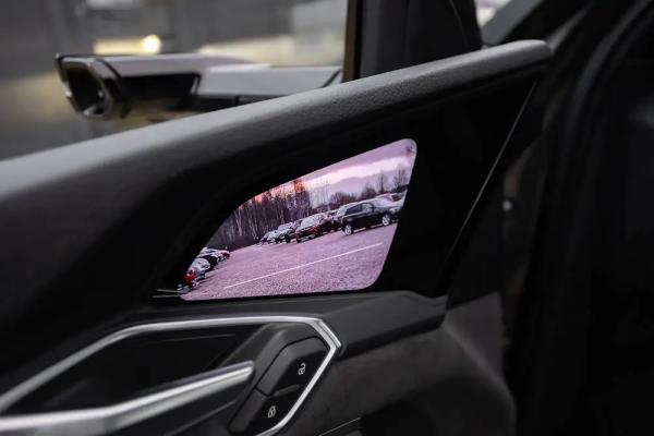Серый Ауди E-Tron 2020 в Елгава, объемом двигателя 0.00 л и пробегом 168 тыс. км за 25900 €, фото 9 на AUTOMOTO.COM.LV