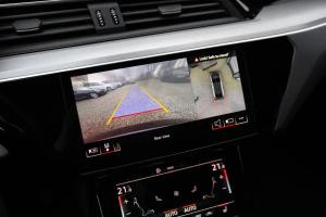 Grey Audi E-Tron 2020 in Jelgava, with an engine capacity of 0.00 L and mileage of 168 thousand km for 25900 €, photo 19 on AUTOMOTO.COM.LV