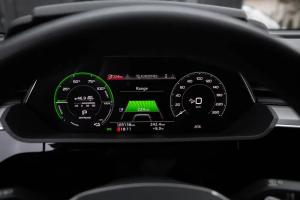 Grey Audi E-Tron 2020 in Jelgava, with an engine capacity of 0.00 L and mileage of 168 thousand km for 25900 €, photo 21 on AUTOMOTO.COM.LV