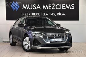 Pelēks Audi E-Tron 2020 Rīga, ar dzinēja tilpumu 0.00 L un nobraukumu 116 tūkst. km par 29990 €, foto 4 vietnē AUTOMOTO.COM.LV
