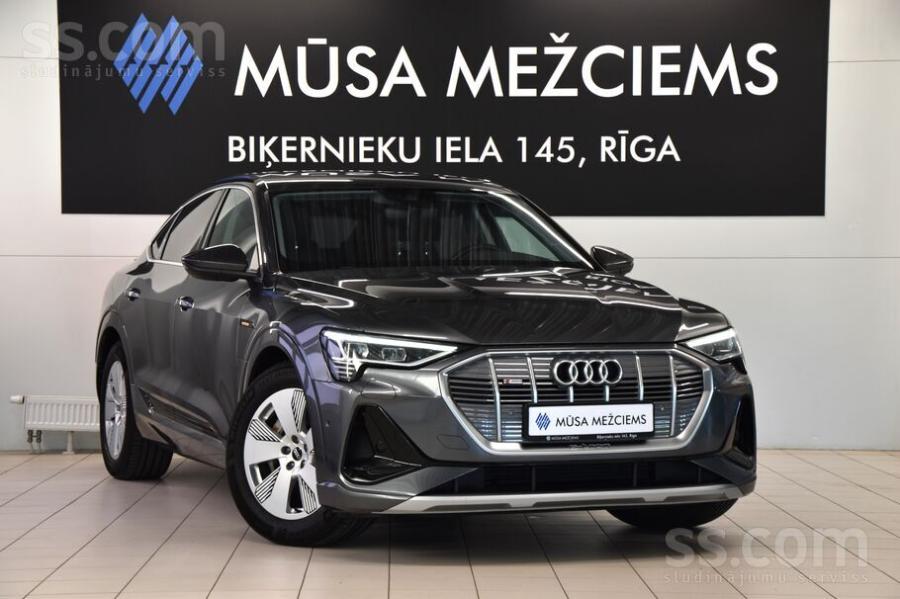 Pelēks Audi E-Tron 2020 Rīga, ar dzinēja tilpumu 0.00 L un nobraukumu 116 tūkst. km par 29990 €, foto 4 vietnē AUTOMOTO.COM.LV