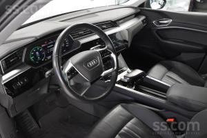 Pelēks Audi E-Tron 2020 Rīga, ar dzinēja tilpumu 0.00 L un nobraukumu 116 tūkst. km par 29990 €, foto 13 vietnē AUTOMOTO.COM.LV