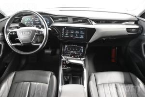 Pelēks Audi E-Tron 2020 Rīga, ar dzinēja tilpumu 0.00 L un nobraukumu 116 tūkst. km par 29990 €, foto 15 vietnē AUTOMOTO.COM.LV